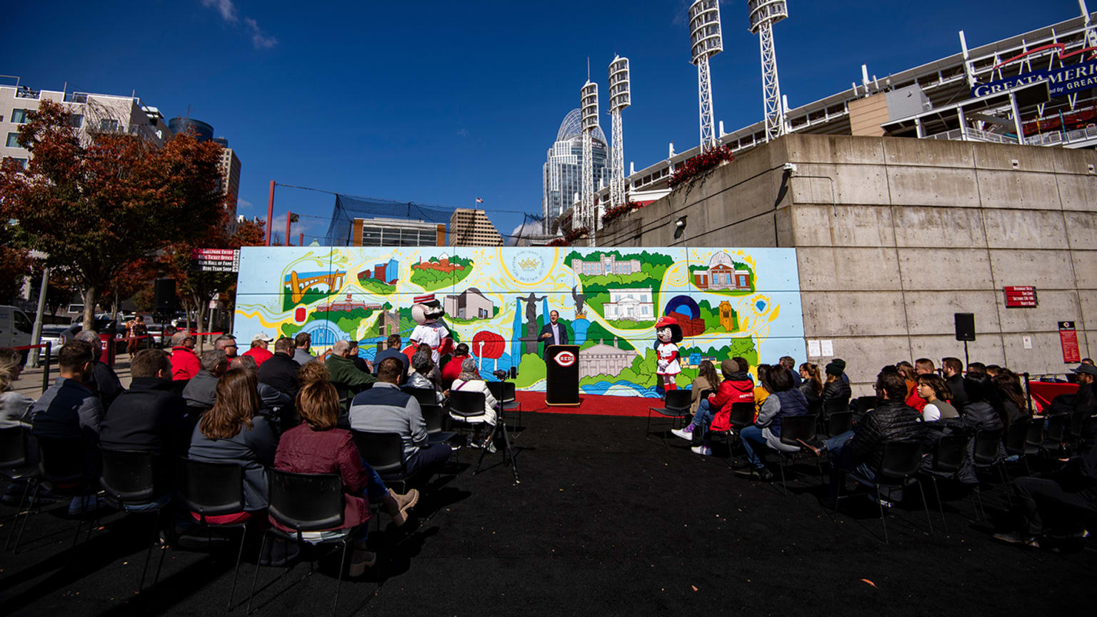 Reds dedicate CROWN mural outside Great American Ball Park