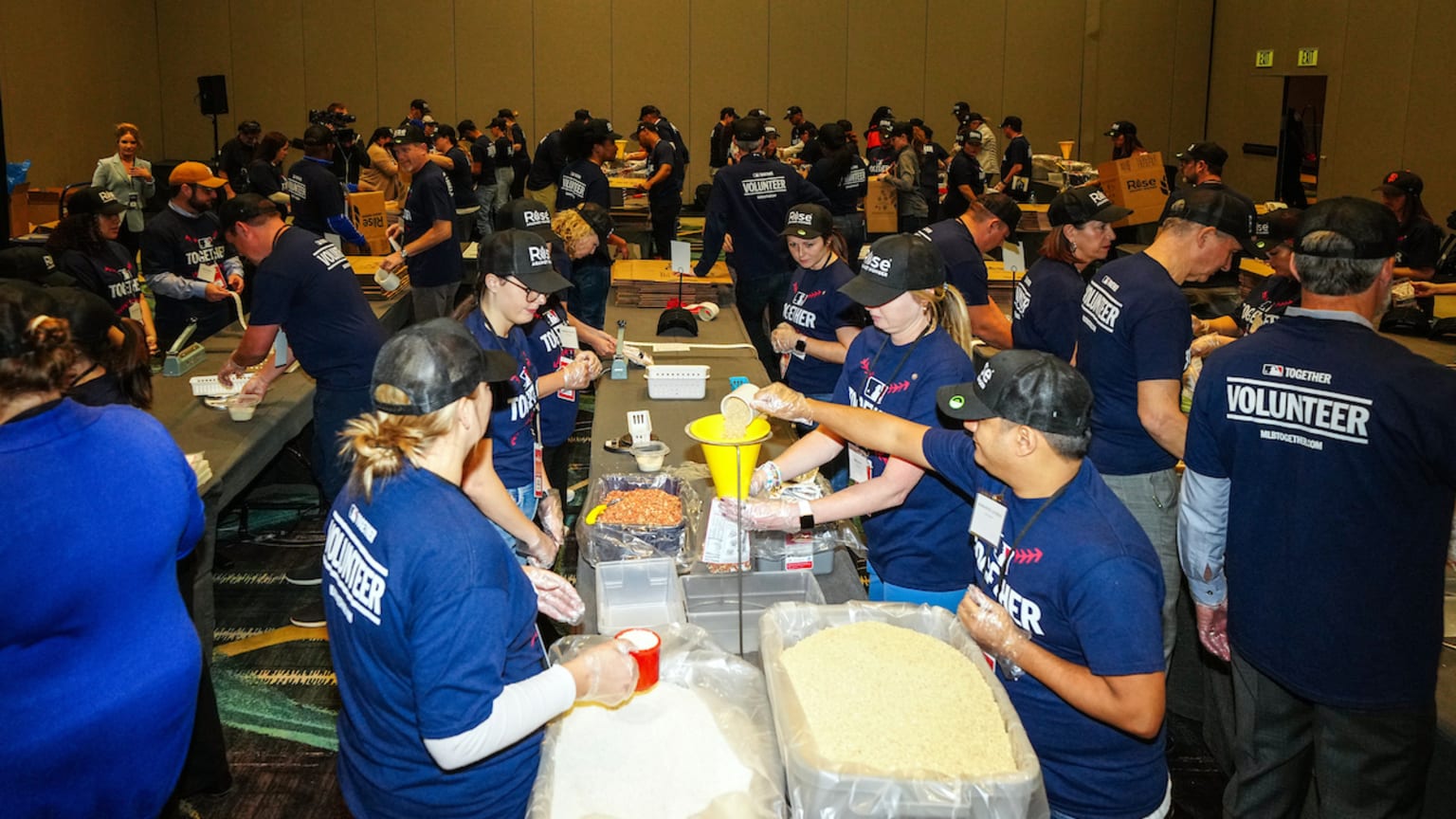 MLB Together, Rise Against Hunger collaborate to provide meals