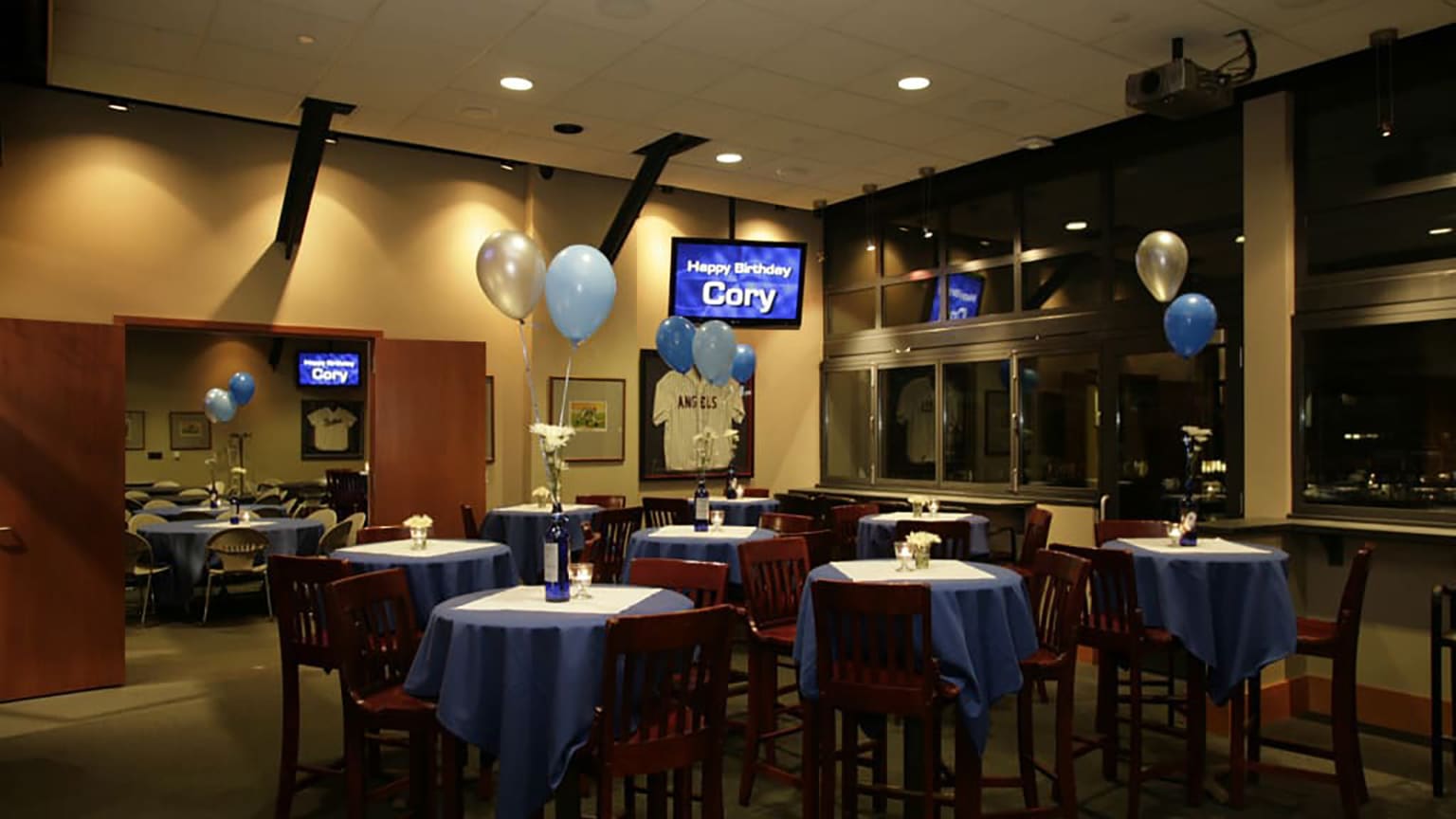 T-Mobile Park | Events | Indoor Venues | Group Suites | Seattle Mariners