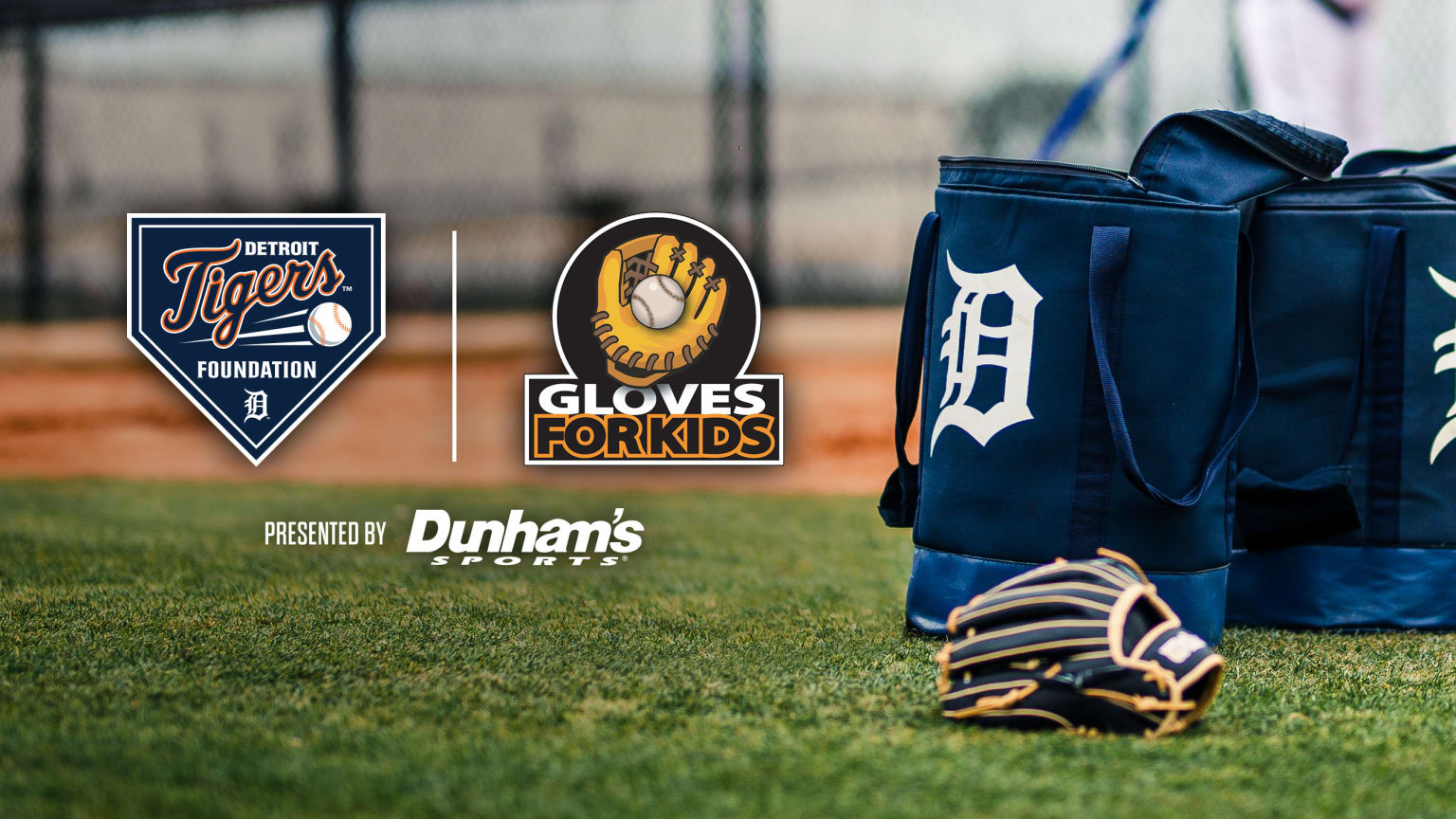 Gloves for Kids | Detroit Tigers