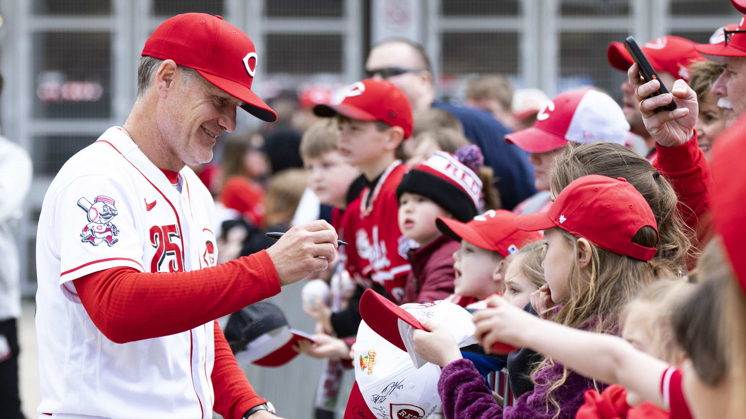 Kids Opening Day | Specials | Tickets | Cincinnati Reds