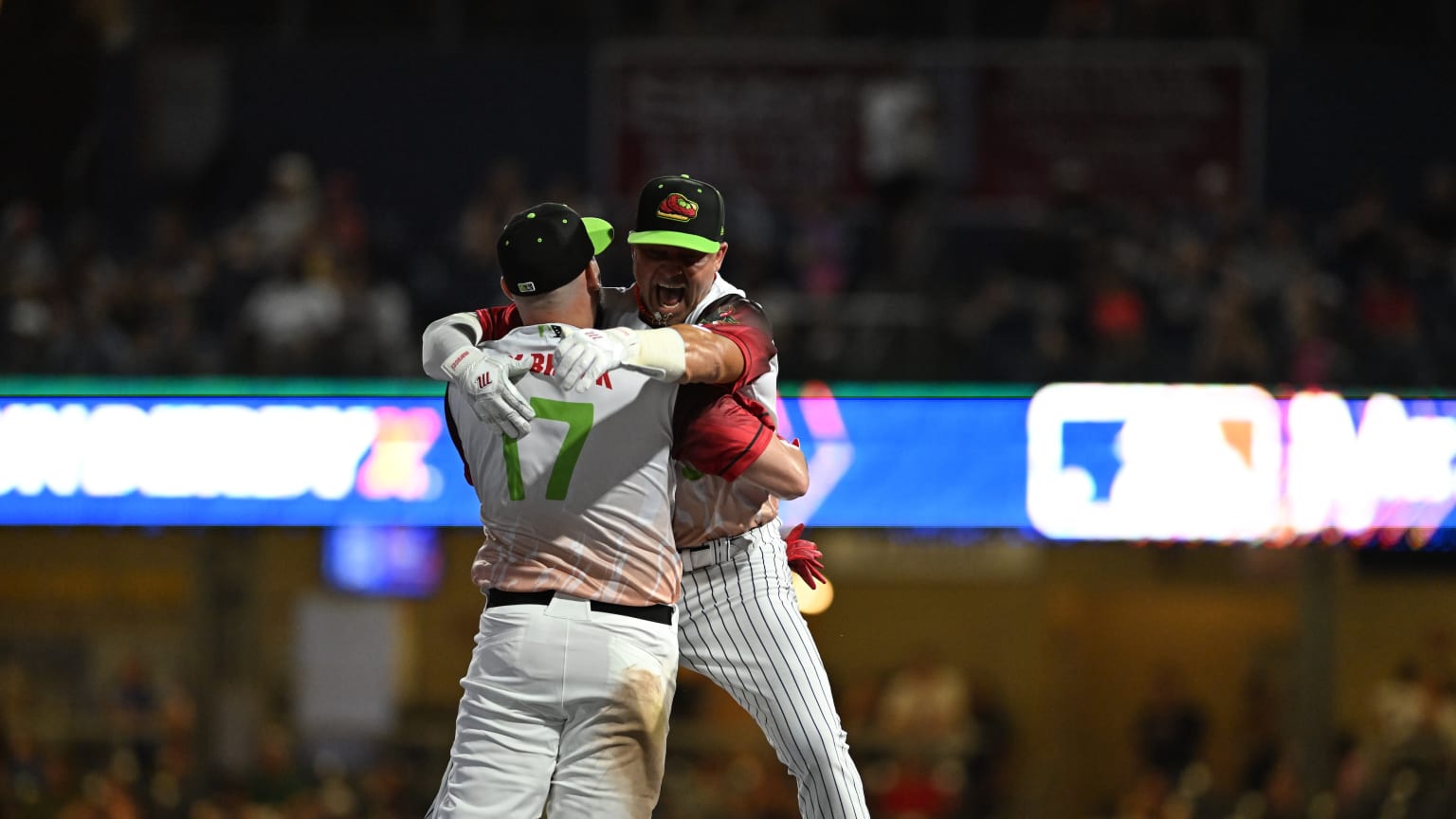 Jocelyn Alo proves she's HR queen with walk-off HRDX win