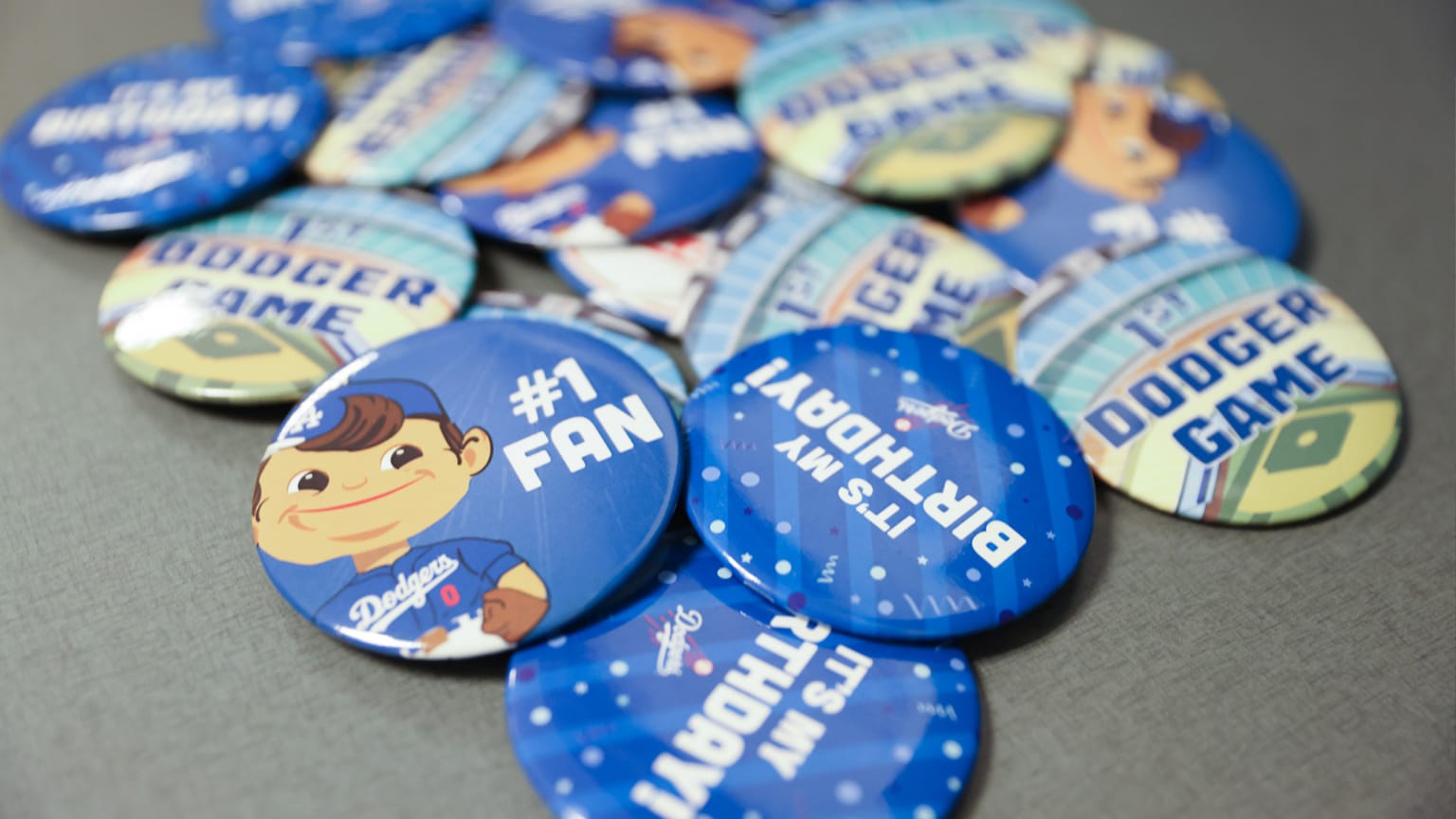 Souvenir Buttons at Dodger Stadium | Los Angeles Dodgers