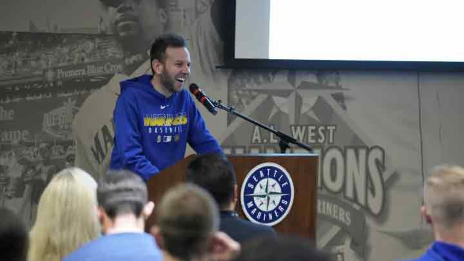 Justin Hollander becomes Mariners GM and executive vice president Justin Hollander becomes Mariners GM and executive vice president