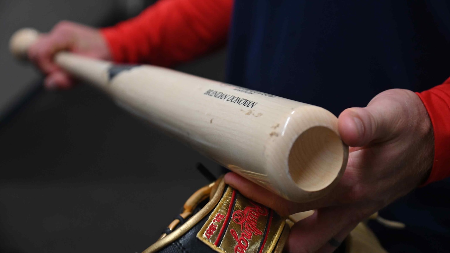 Brendan Donovan discusses his custom bats