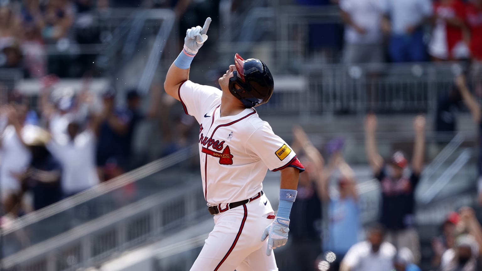 Austin Riley working with personal hitting instructor Mike Brumley's son