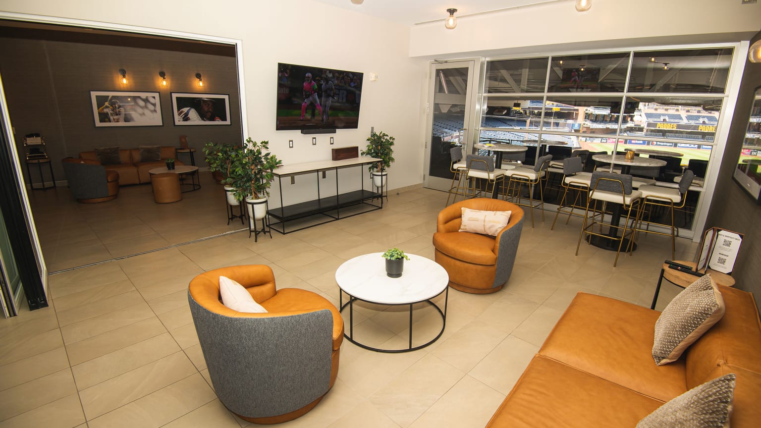 Buy Padres Suites | San Diego Padres