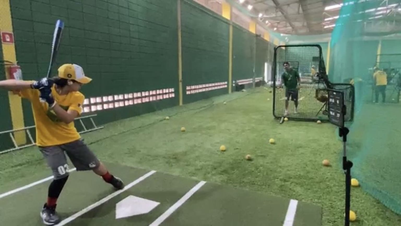 MLB provides scholarships to young Brazilian ballplayers
