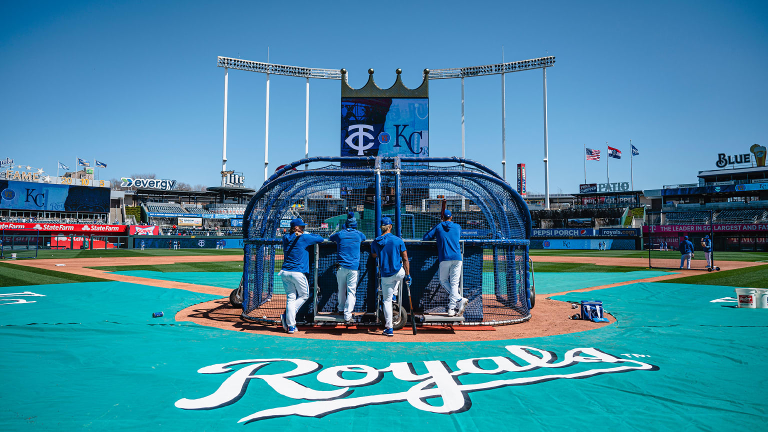Kauffman Stadium: Home of the Royals | Kansas City Royals