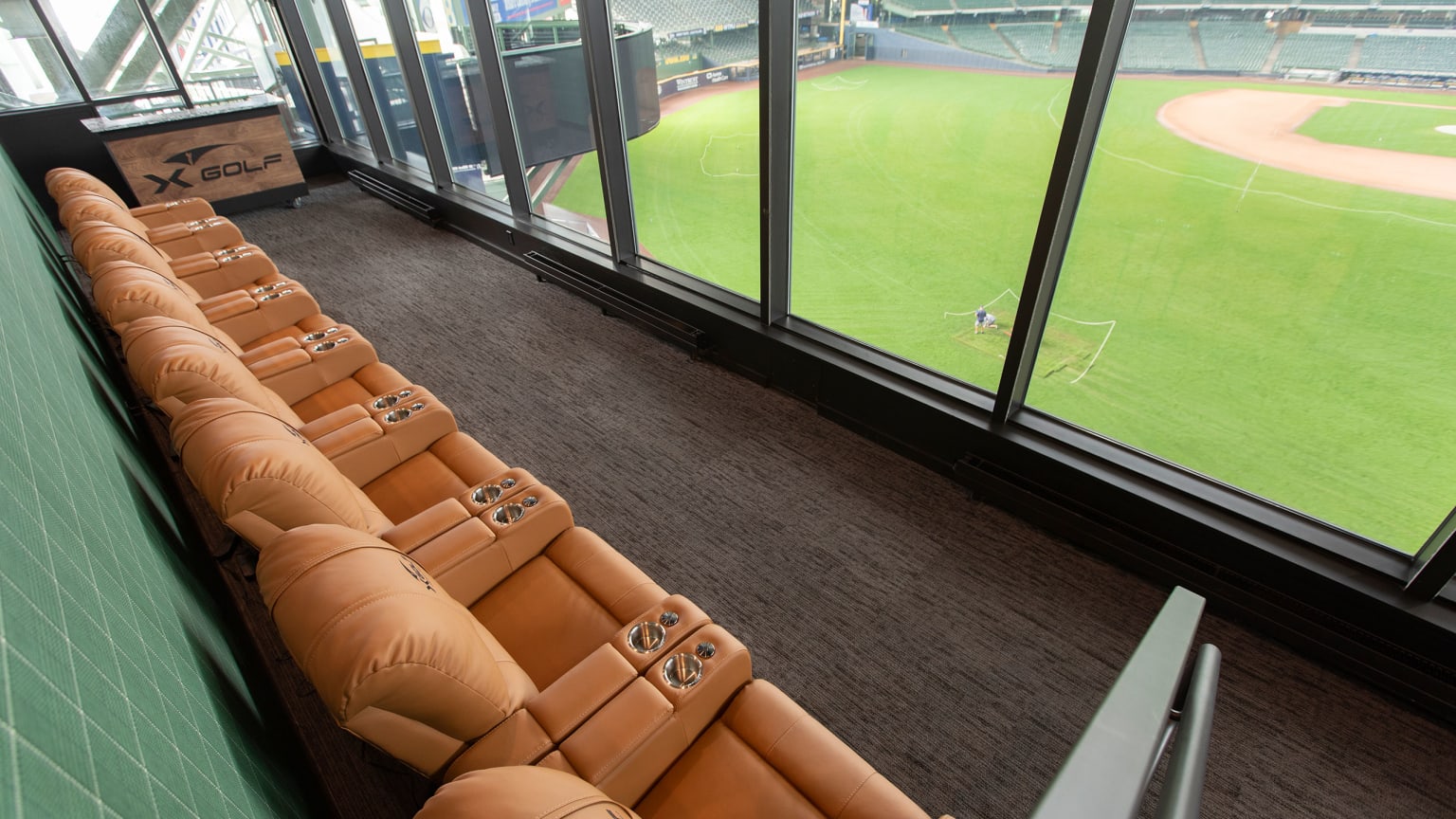 X-Golf at American Family Field | Milwaukee Brewers
