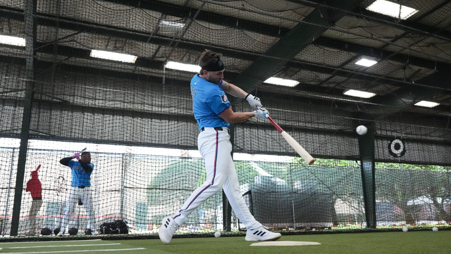 Connor Norby working on defense in second season with Marlins