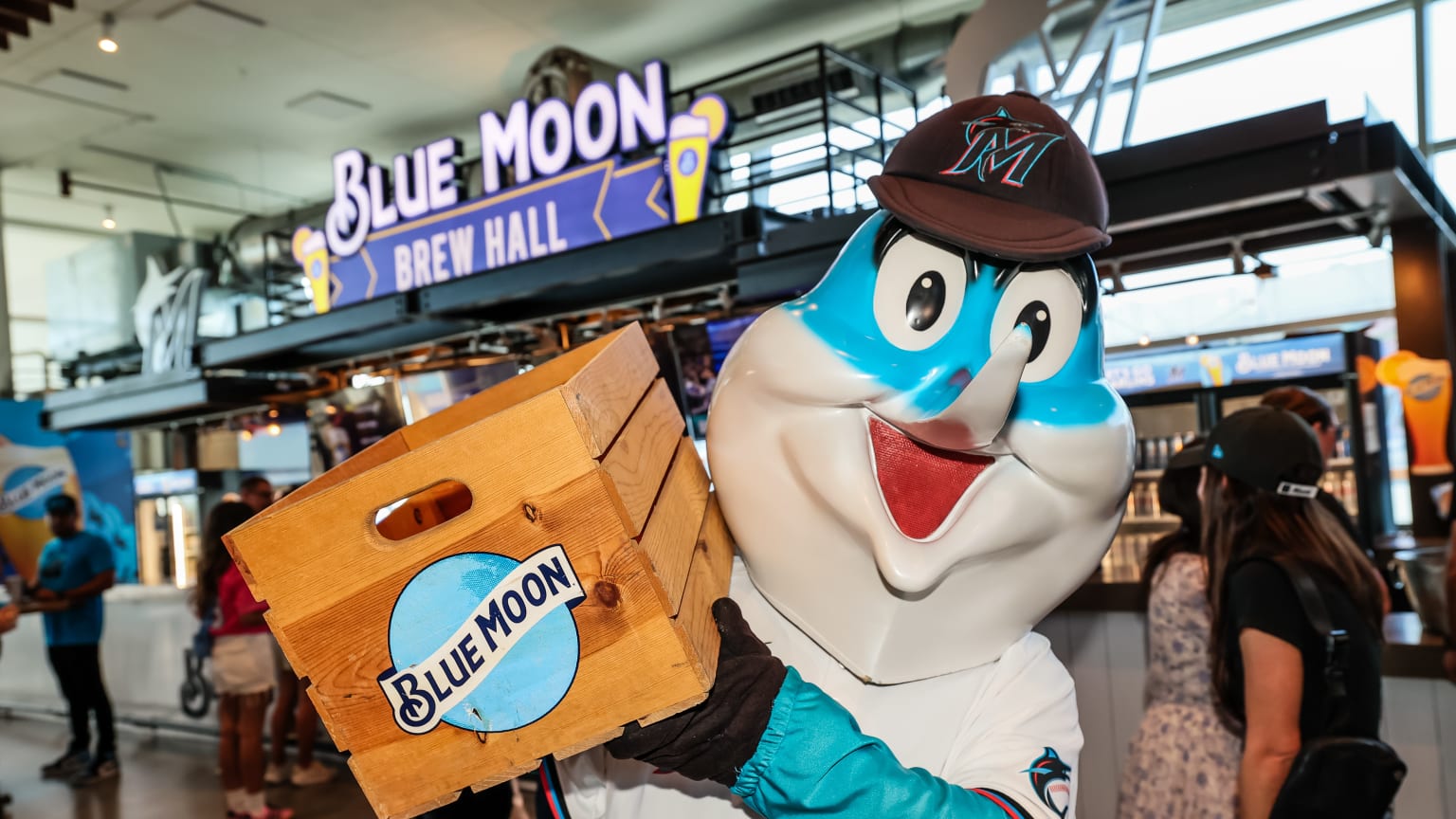Marlins and Blue Moon Unveil Vibrant New Brew Hall at loanDepot Park