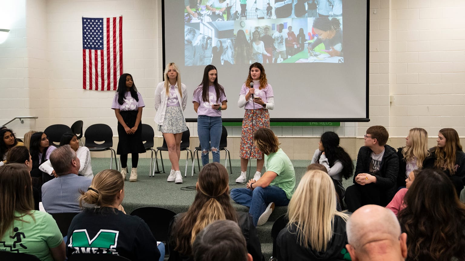 Reds, local schools make community murals