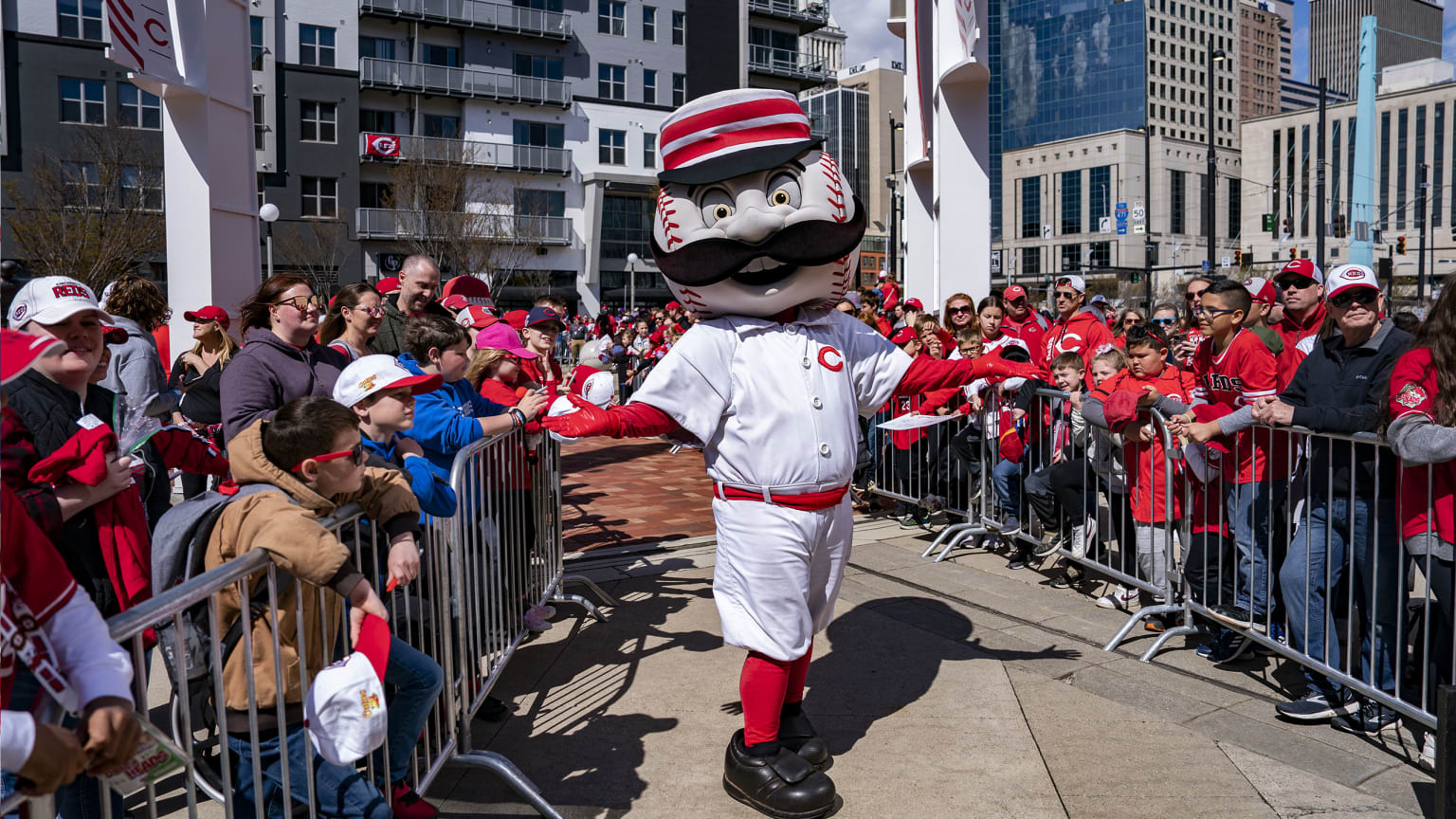 Kids Opening Day | Specials | Tickets | Cincinnati Reds