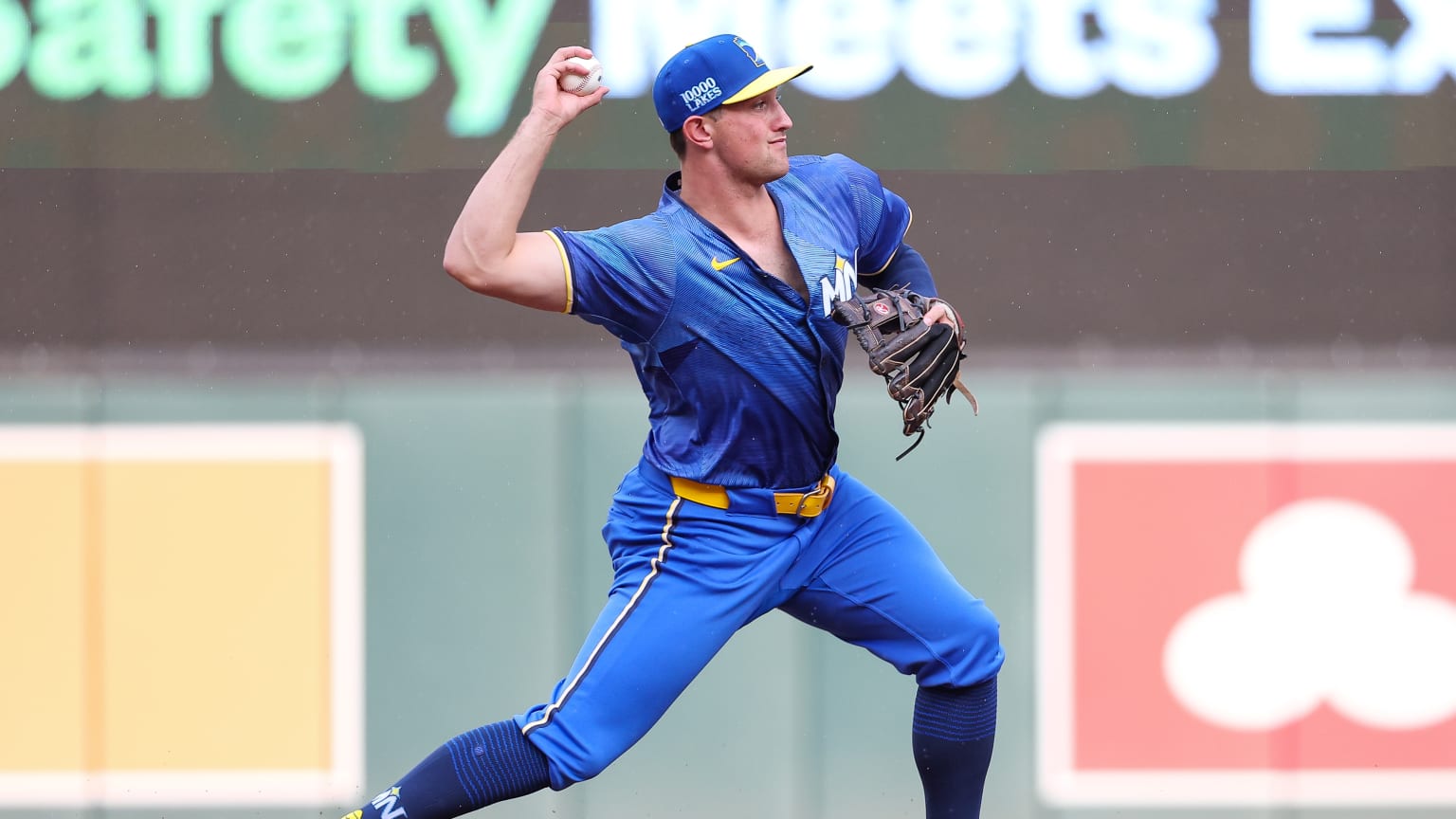 Brooks Lee comes from a baseball crazy family