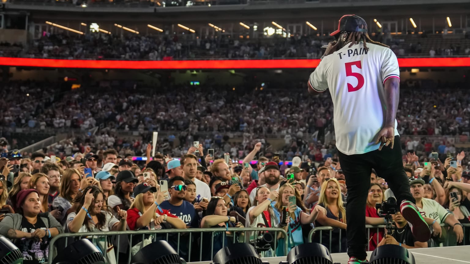 Flo Rida Postgame Concert | Minnesota Twins