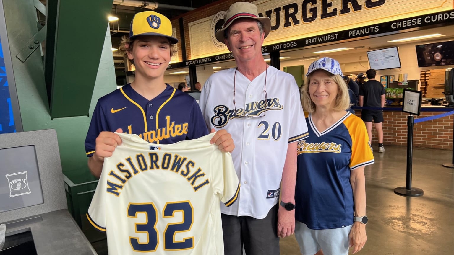 Jacob Misiorowski-Paul Skenes matchup draws strong fan reaction