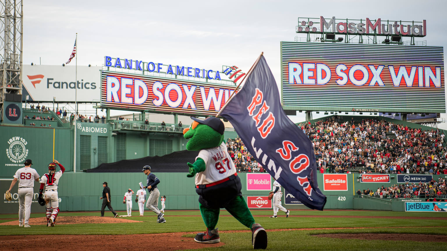 Season Ticket Holders | Boston Red Sox