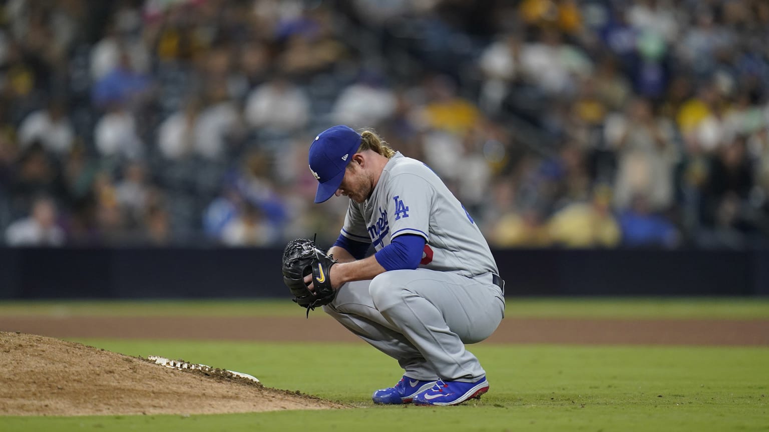 Craig Kimbrel walks in winning run vs. Padres