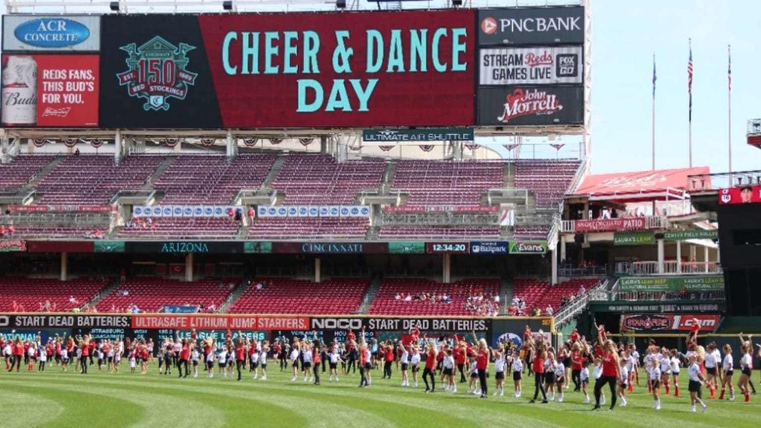 Reds Cheer & Dance Day | Cincinnati Reds