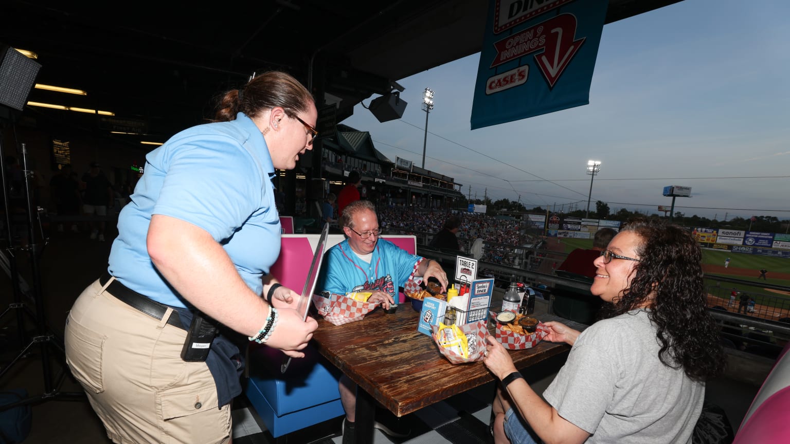 Yankees Magazine: Jersey Diners