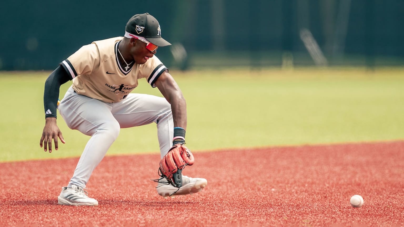 Hank Aaron Invitational inspiring youth beyond baseball
