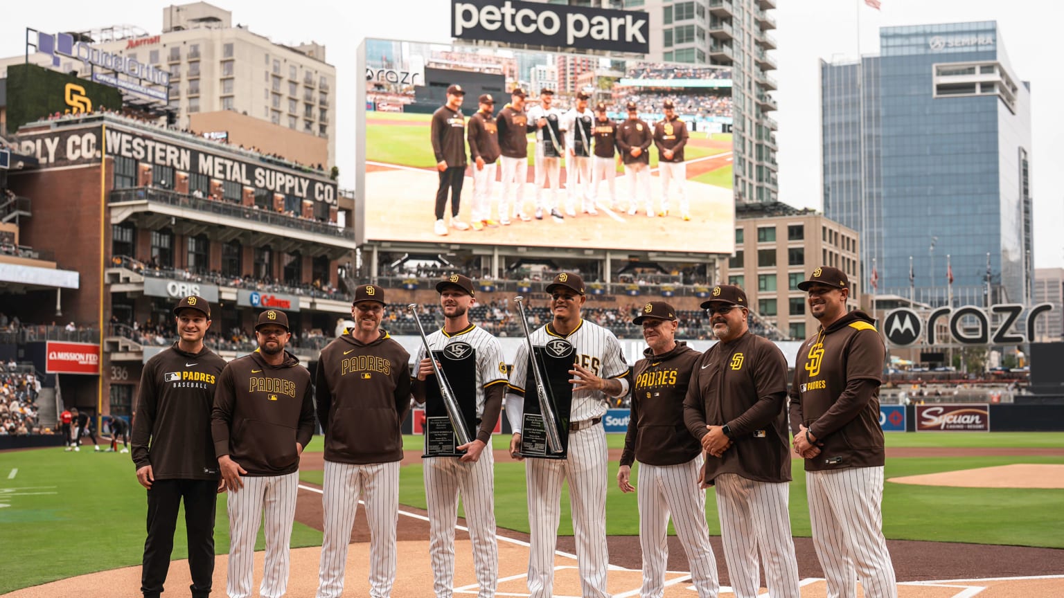 Manny Machado, Jackson Merrill receive Silver Slugger Awards