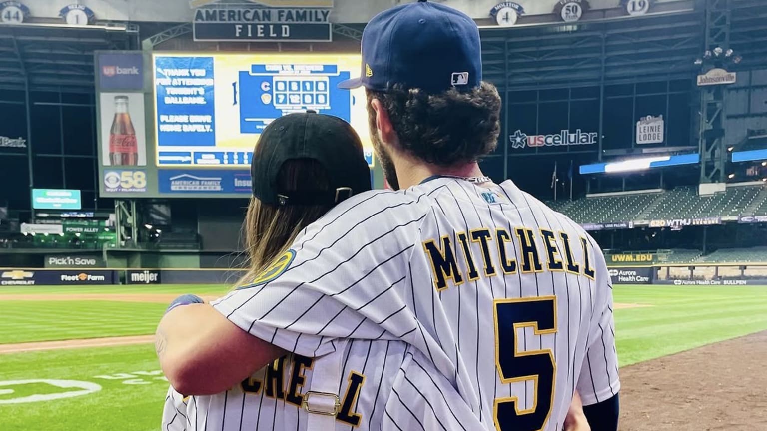 Garrett Mitchell makes start for Brewers after injuries