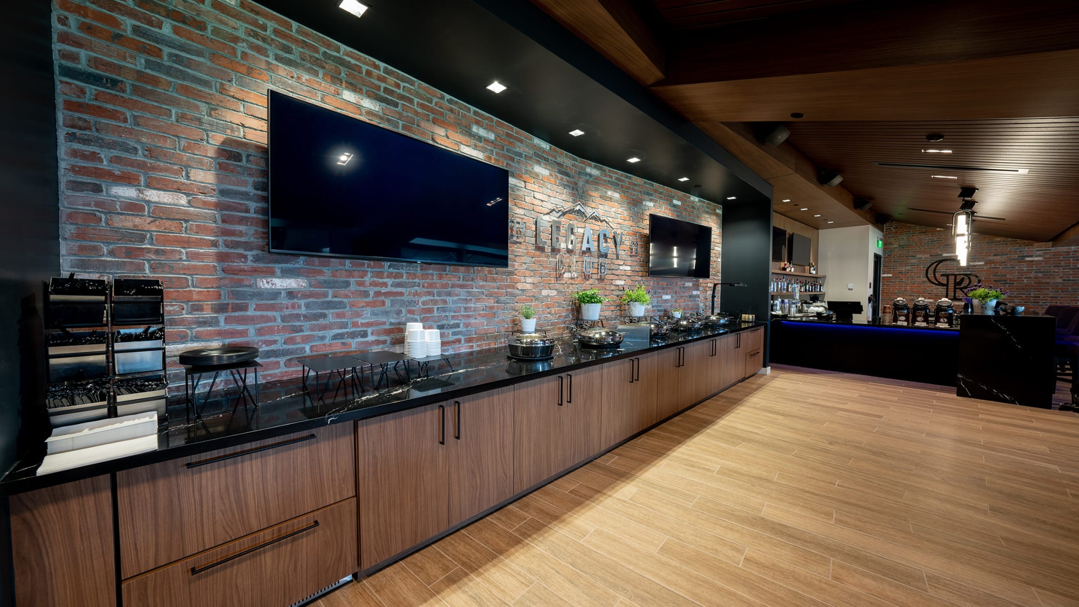 Premium Clubs | Colorado Rockies