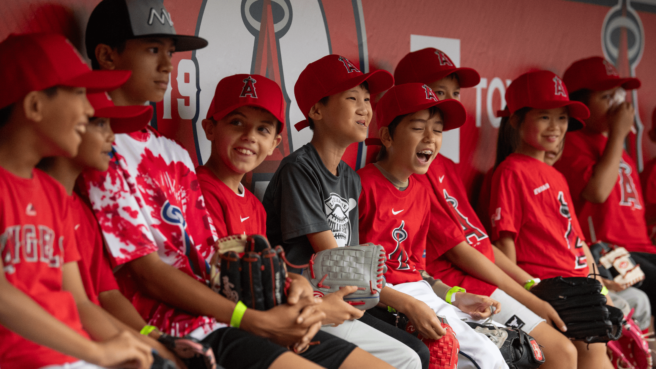 Angels Play Ball Clinic | Los Angeles Angels