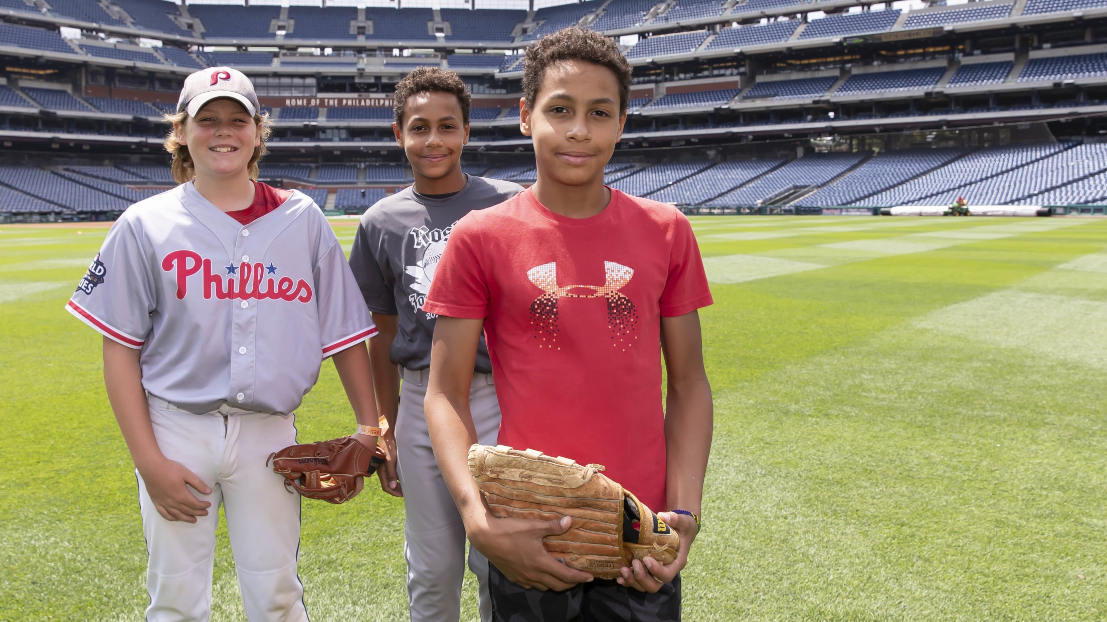 Youngsters Get Treated to a Phillies Coaches Clinic from Toyota | MLB.com
