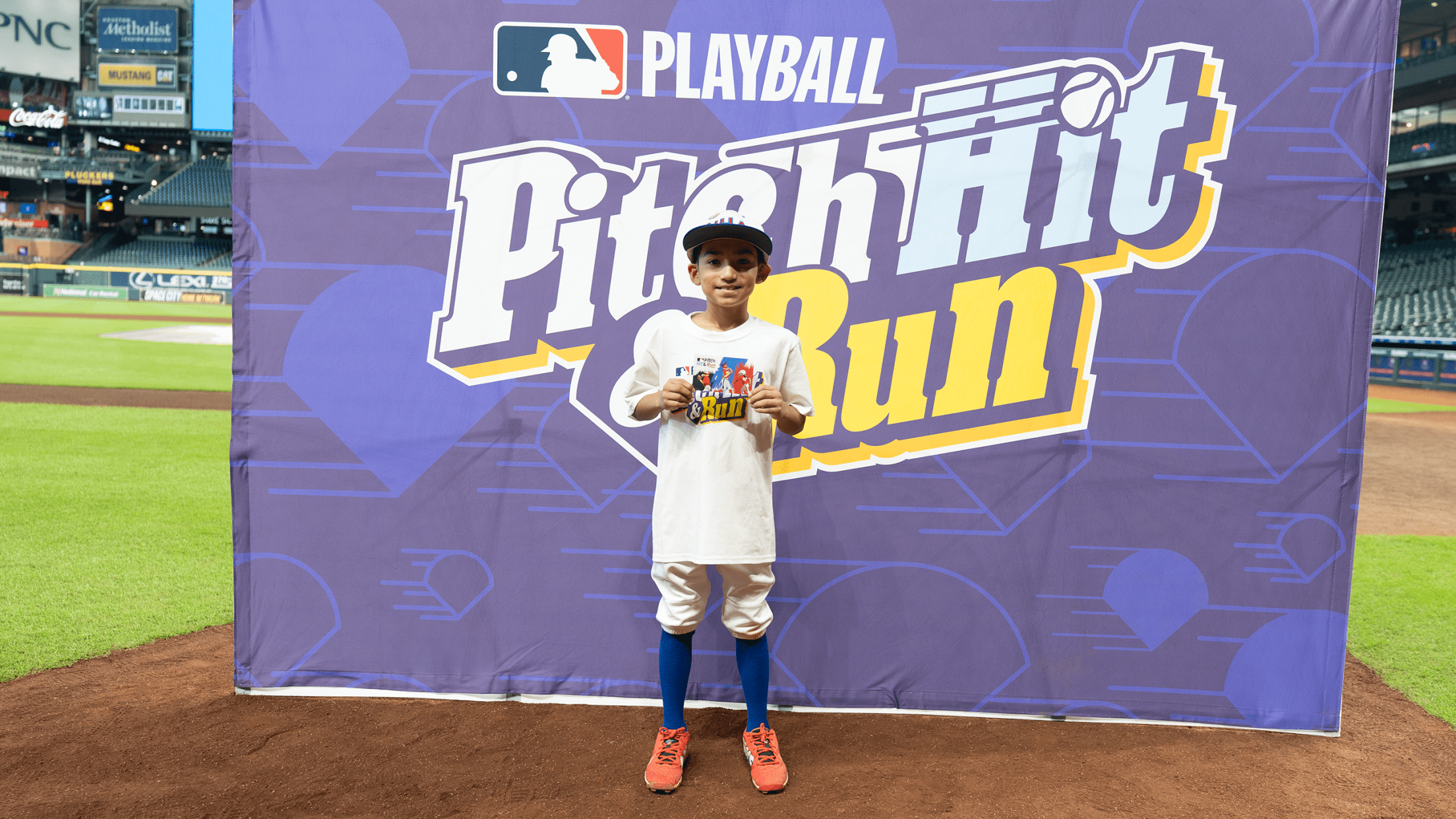 MLB | Pitch Hit & Run | Media | Photos | MLB.com