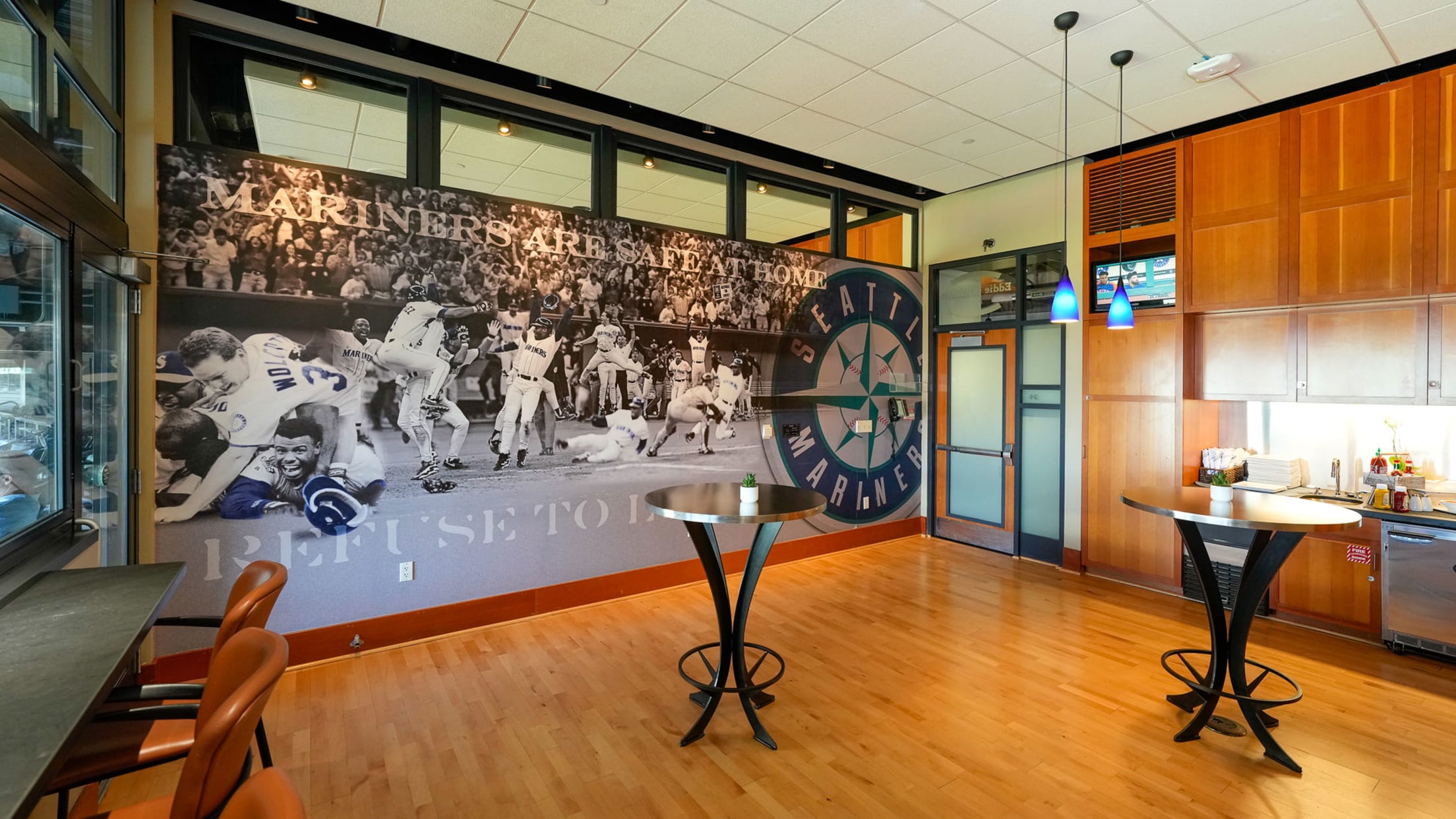 Buy Mariners Suites | Seattle Mariners
