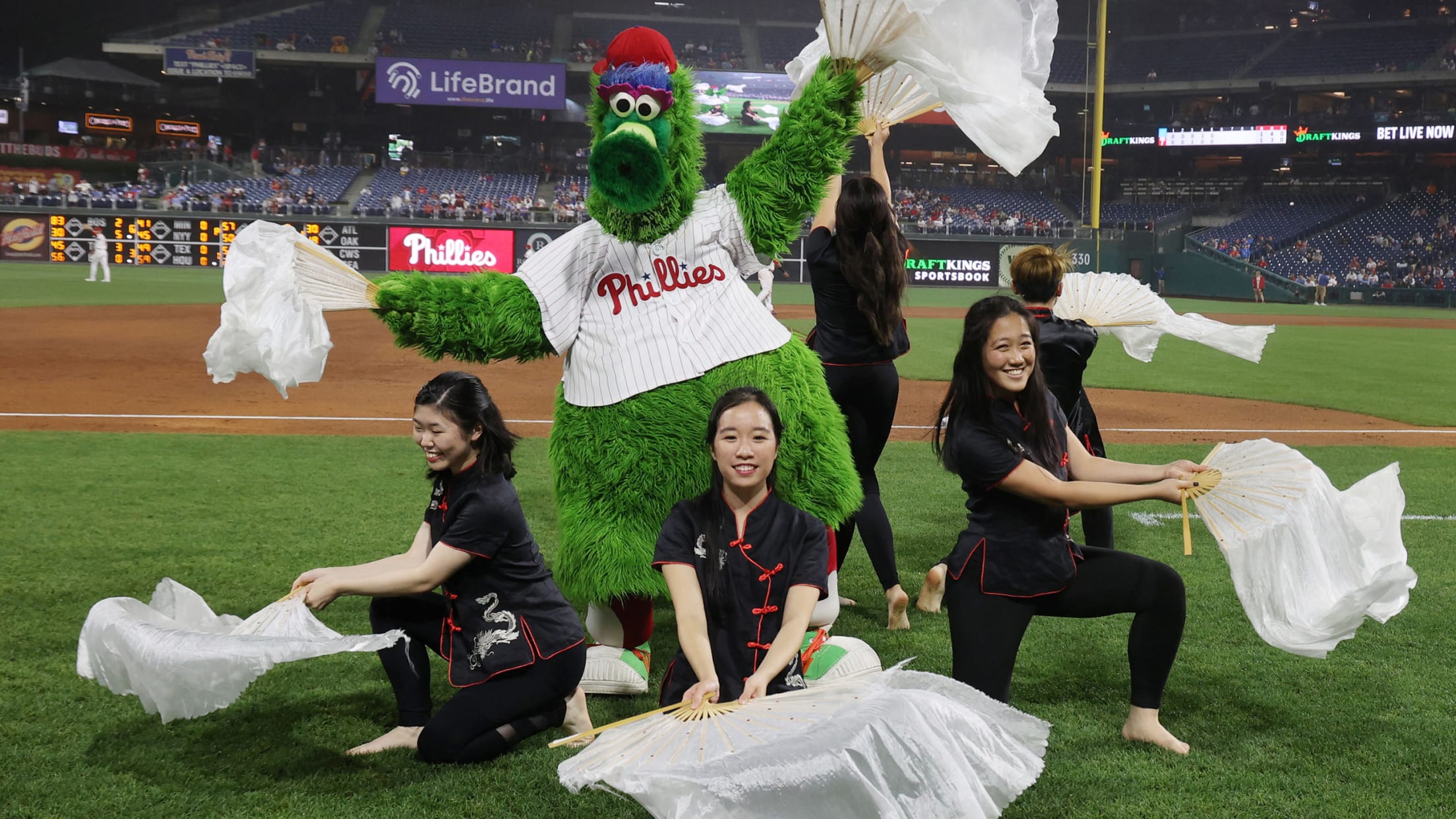 Theme Nights | Philadelphia Phillies