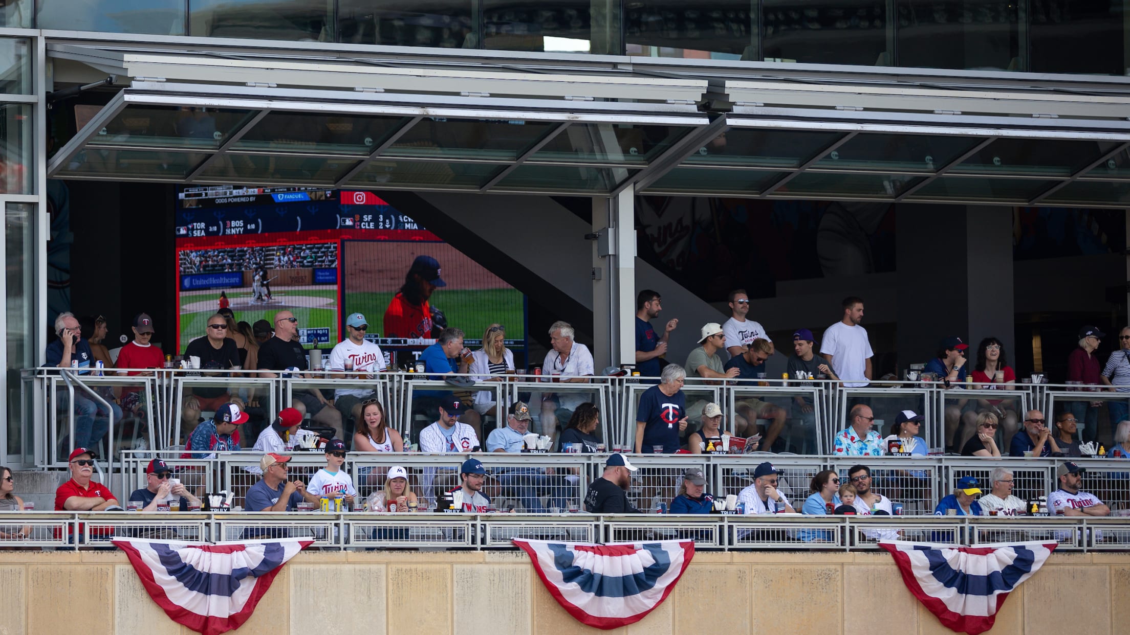 Truly On Deck Outdoor Patio Seating - Suites and Hospitality ...