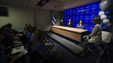 Dodgers host Boys and Girls Clubs of America students for career panel