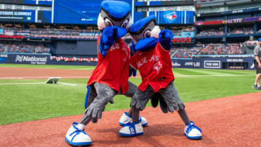 Theme Days | O’ Canada | Toronto Blue Jays