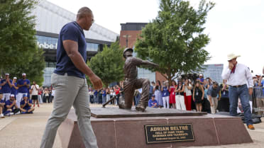 Adrian Beltré statue unveiled at Globe Life Field