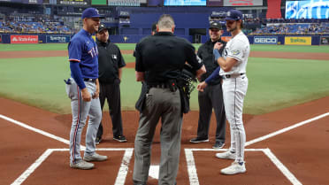 Brothers Josh Lowe, Nathaniel Lowe support each other in MLB careers