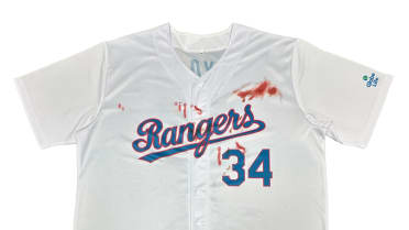 Rangers to have Nolan Ryan bloody jersey giveaway