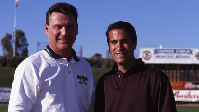 Bill Schroeder enters 29th year as Brewers broadcaster