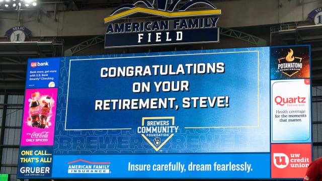 Scoreboard Messages | Milwaukee Brewers