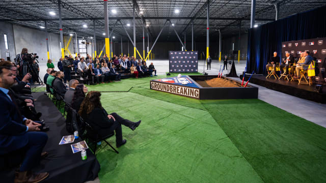 MLB Network hosts groundbreaking ceremony at its new facility