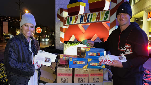 James McCann, Jessica McCann give back at Nashville NICU