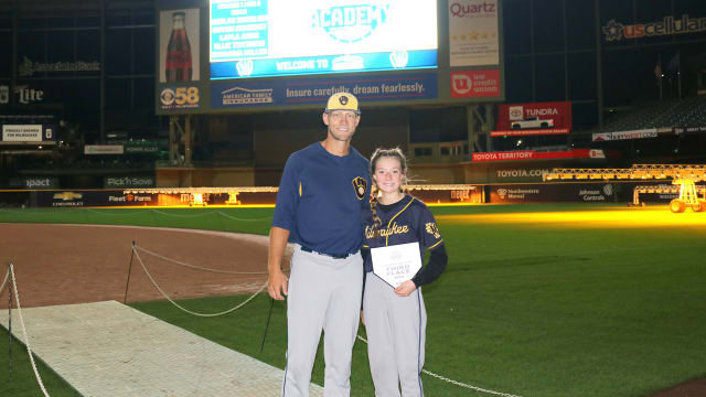 Brewers Baseball Academy Camps | Milwaukee Brewers