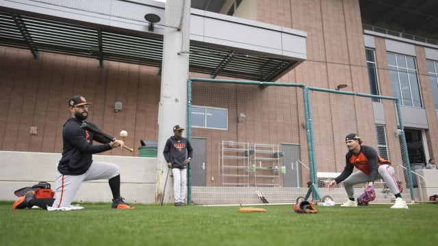 Hector Borg becomes Giants' new 3rd base coach