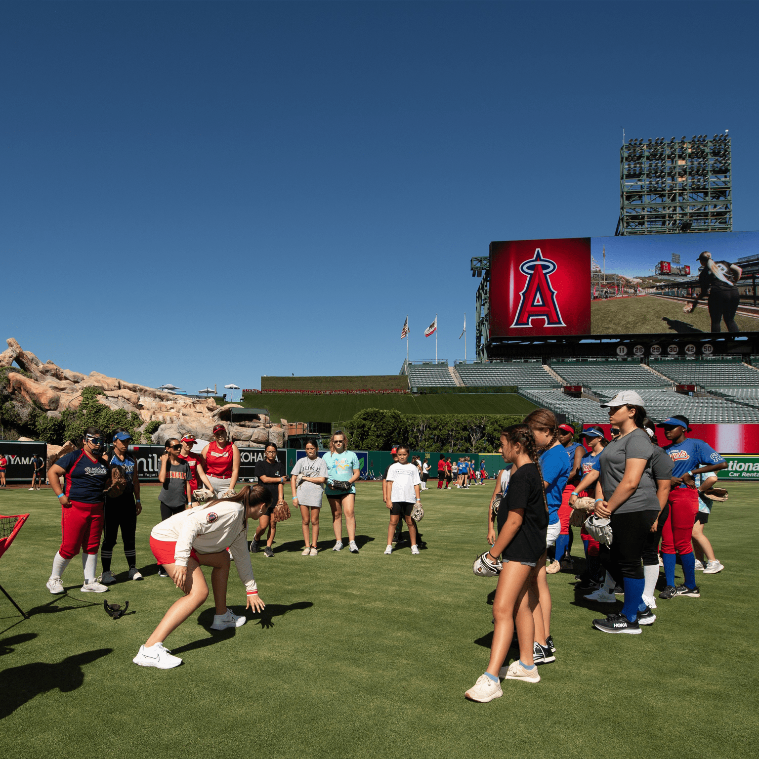 Angels Clinics | Los Angeles Angels