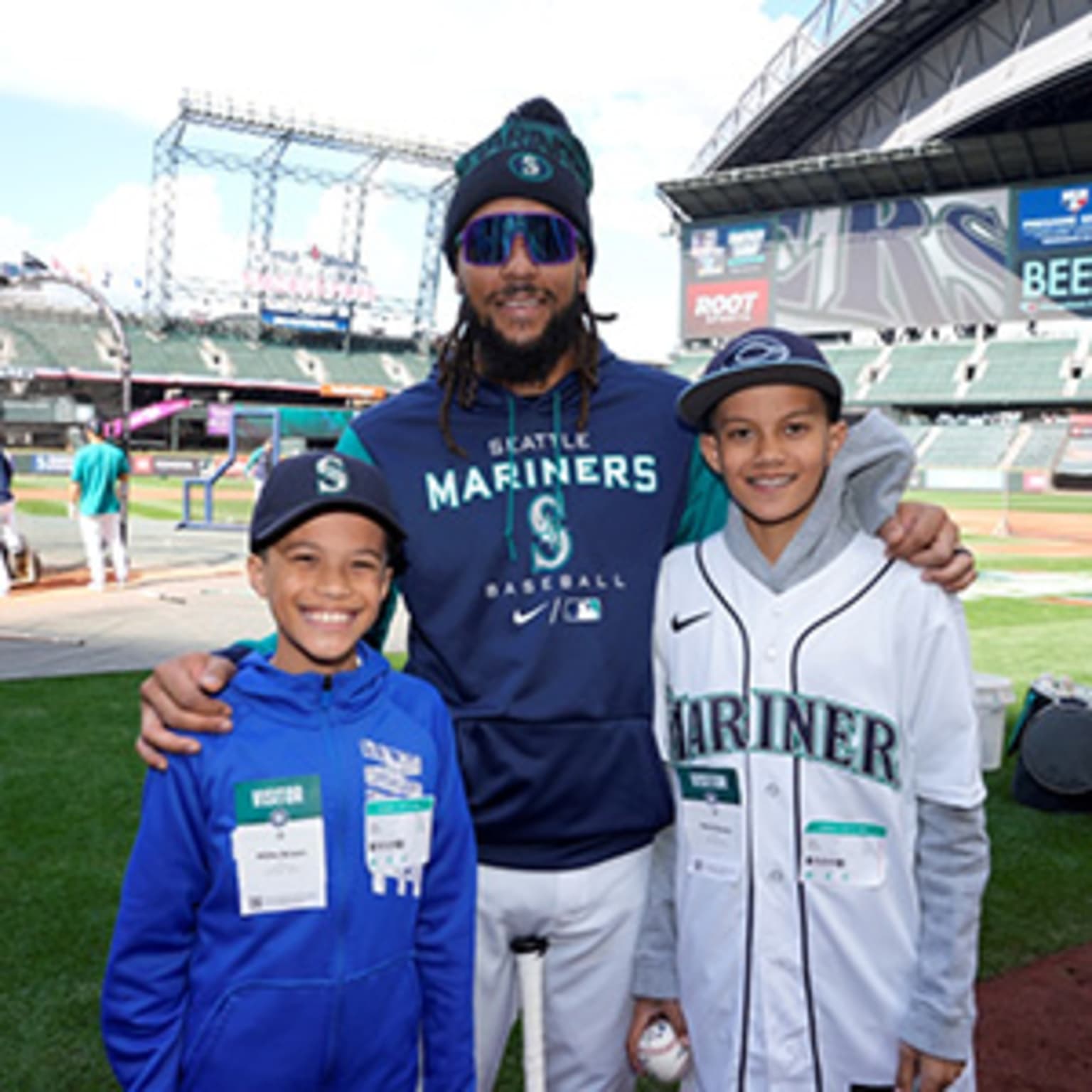 Players in the Community | Seattle Mariners