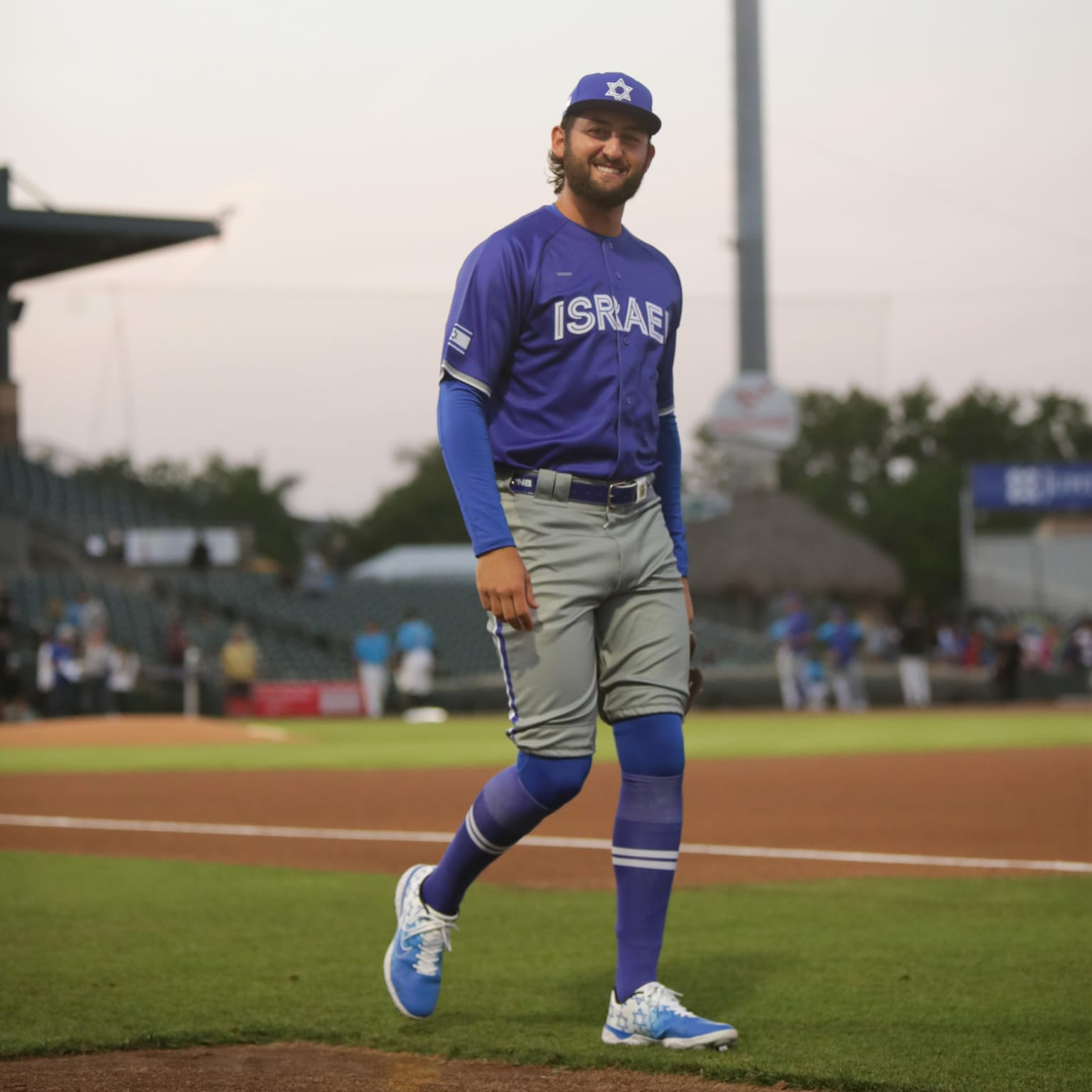 Alex Katz brings Stadium Custom Cleats to World Baseball Classic