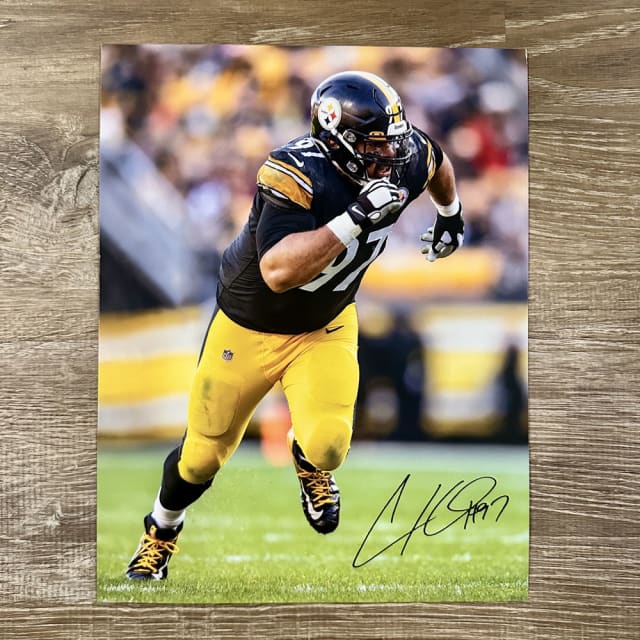 Umps Care Auction | Major League Baseball | MLB.com